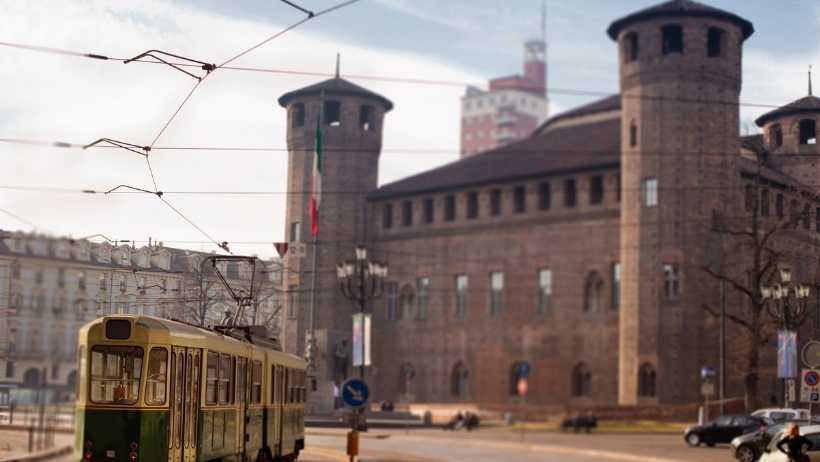 Essential Italian Vocabulary: Transport, the home, food and drink ...
